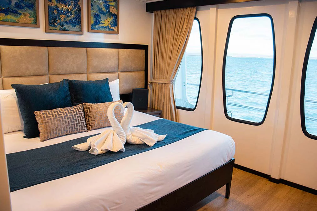 Alya Luxury Small Ship - - Mountain Travel Sobek